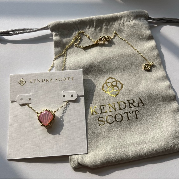 Kendra Scott | Jewelry | Kendra Scott Blush Pink Mother Pearl Brynne ...